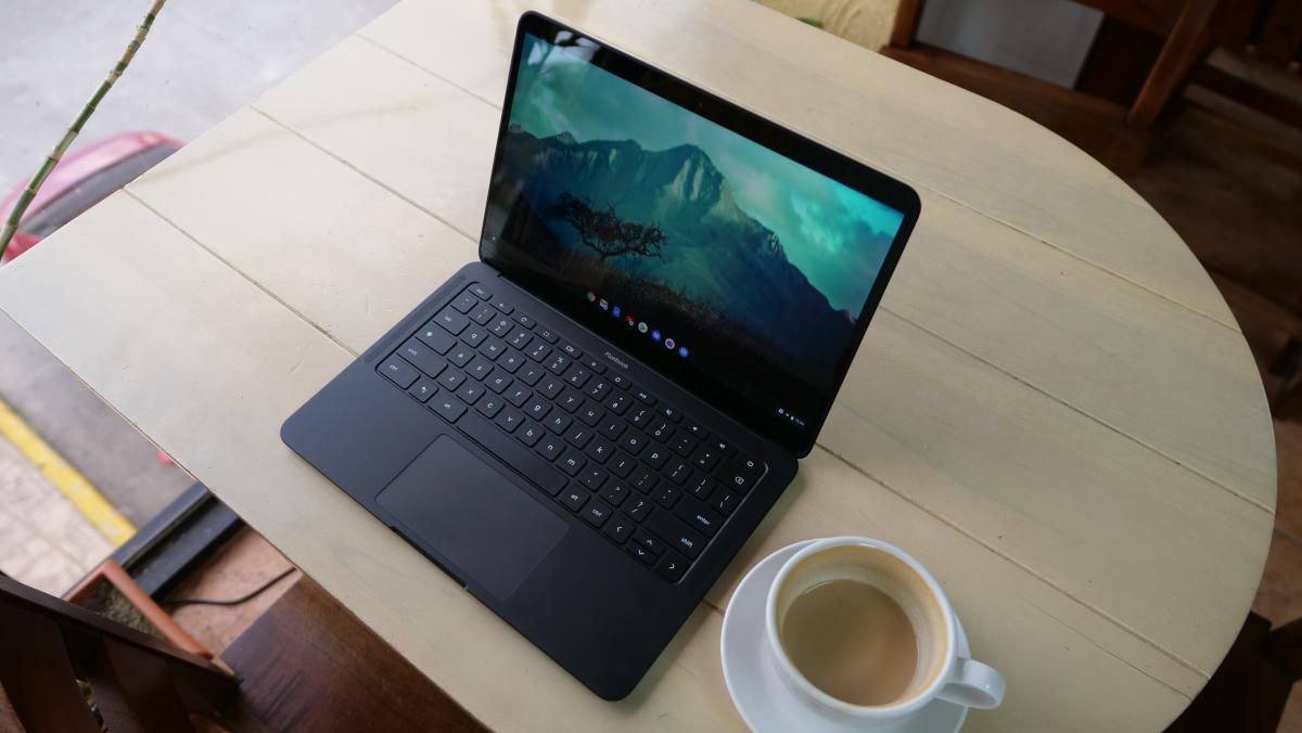 Google PixelBook Go review: the almost PERFECT Chromebook?!
