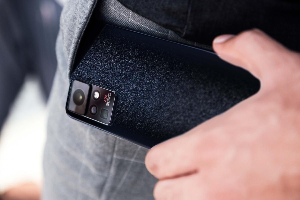 Infinix ZERO X Pro brings 60x hybrid periscope moonshot camera