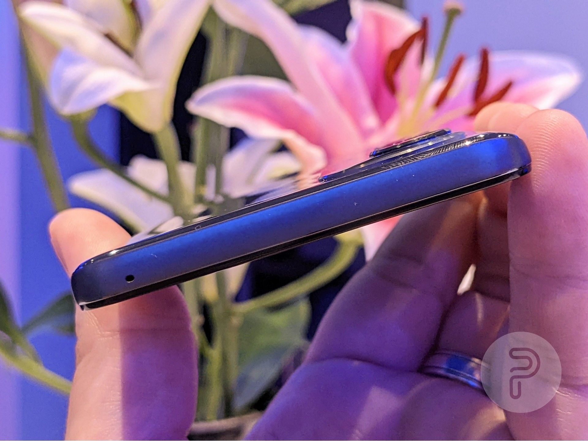 Motorola Edge 2022 hands on: A decent MediaTek-powered mid-range phone