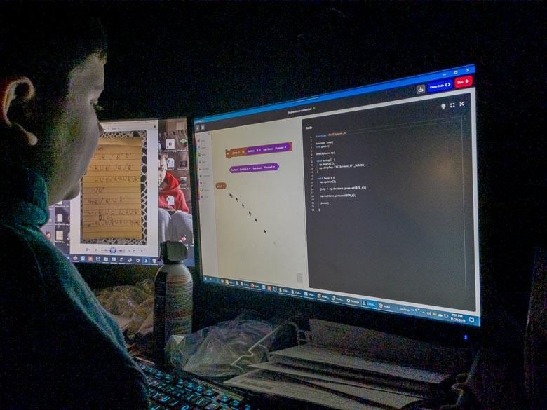 Building your own mobile phone is serious fun