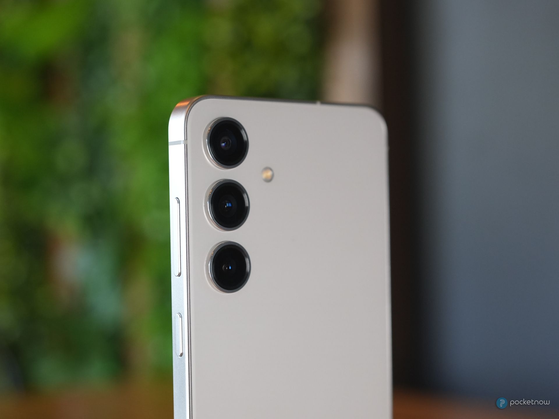 Samsung Galaxy S24 Review - The Perfect Small Phone?